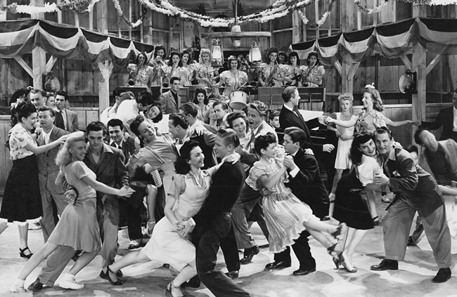 Strictly Come Prancing | Team Building Activities